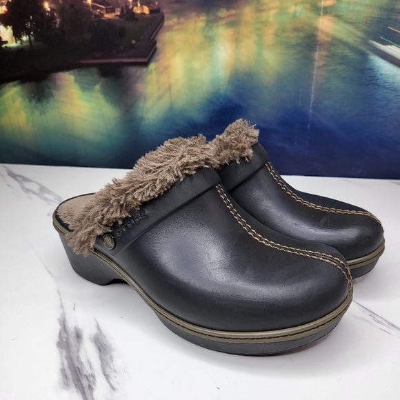 CROCS | Shoes | Crocs 7 Black Clogs Mules Chunky | Poshmark